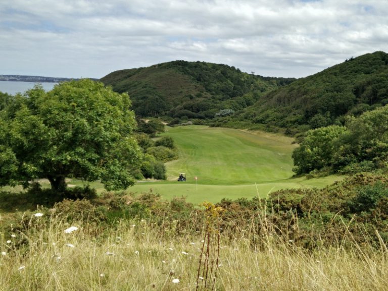 Golf break Brittany. Book with Golf Planet Holidays